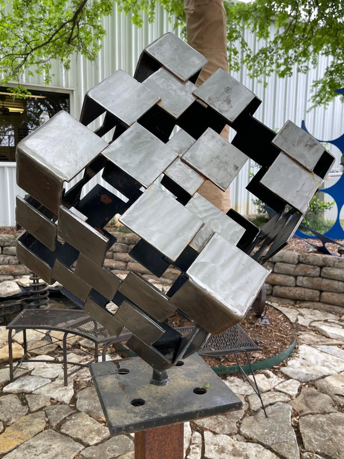 Artists - Rebecca Low